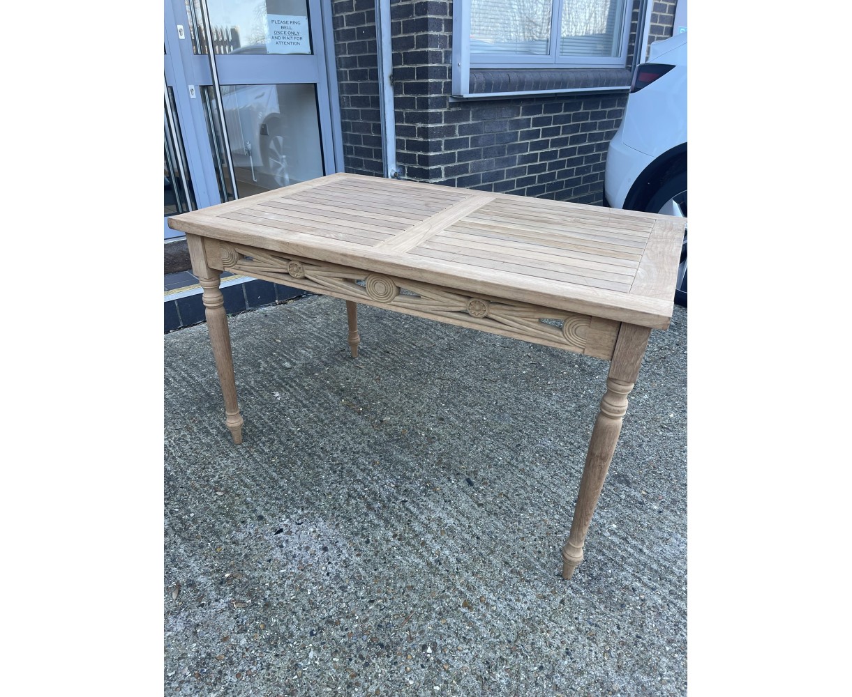 Raffles Table with Circle Design - NEW: End of Line